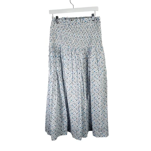 Tuckernuck | Skirts | Hyacinth House Tuckernuck White Ditsy Floral Maxi ...